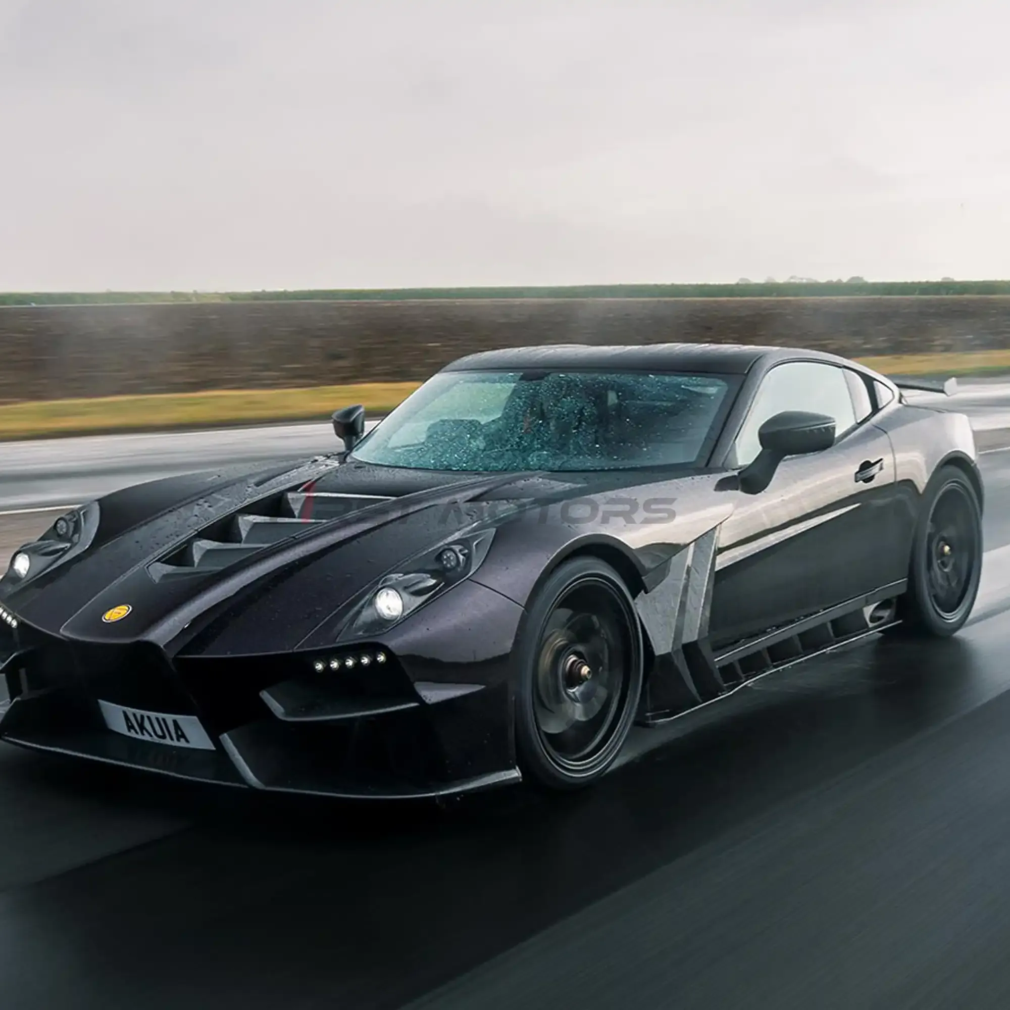 2025 Ginetta Akula Supercar: 600hp V8 Meets Lightweight Carbon Fiber