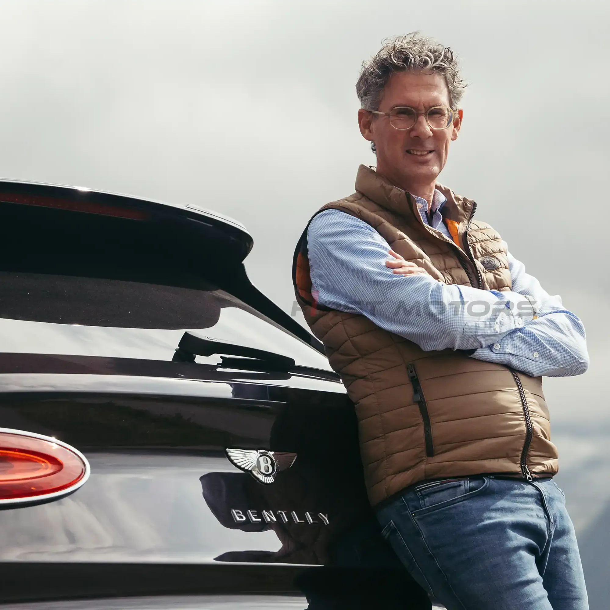 New Bentley Boss Highlights Demand for Gas Engines in Luxury Cars