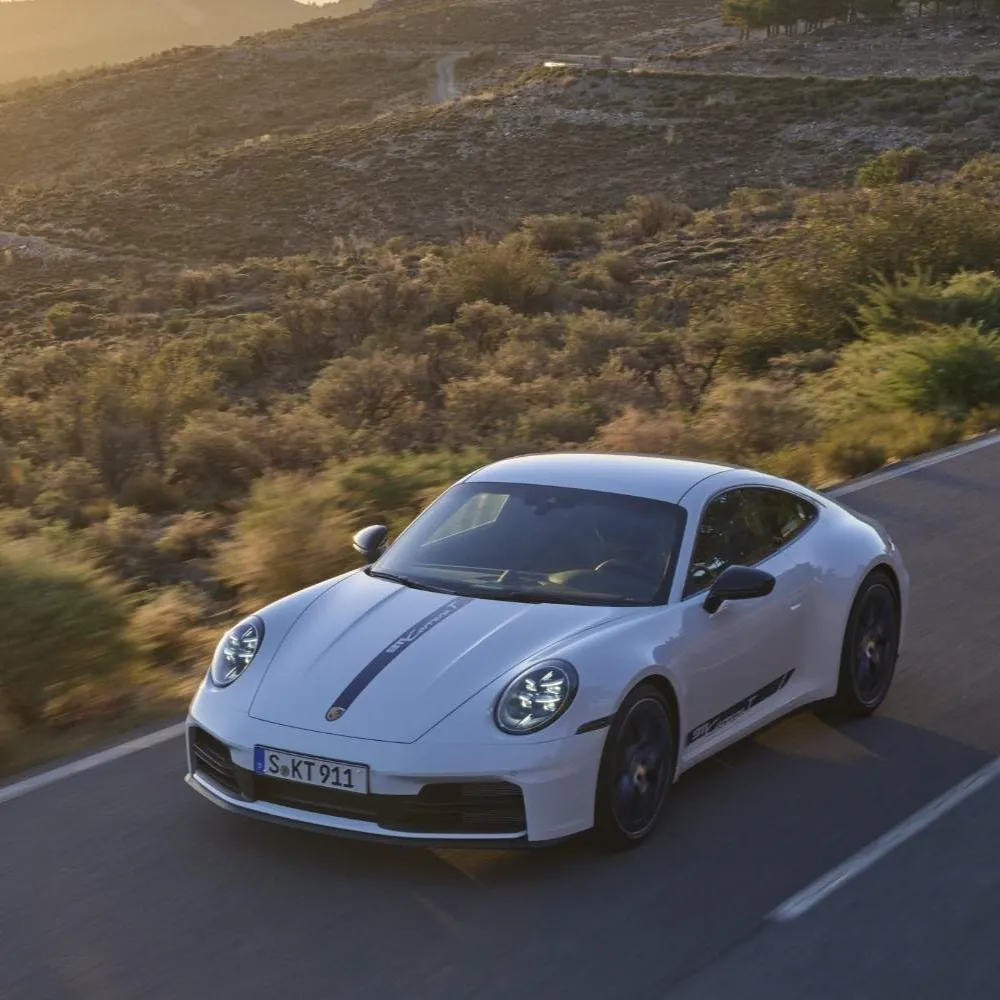 2025 Porsche 911 Carrera T is Manual-Only and Adds a Convertible