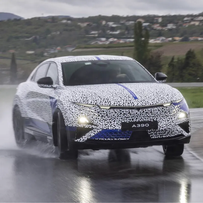 New Alpine A390 EV SUV is a an A110 but better